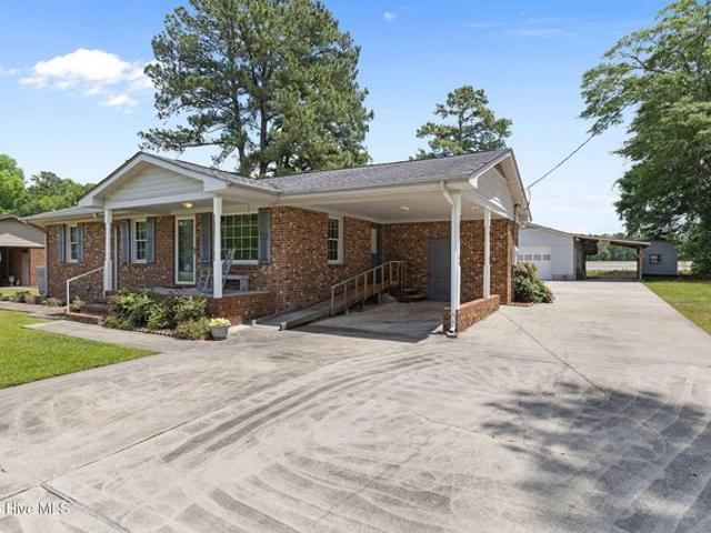 1905 Hullwood Dr, Kinston, NC 28504
