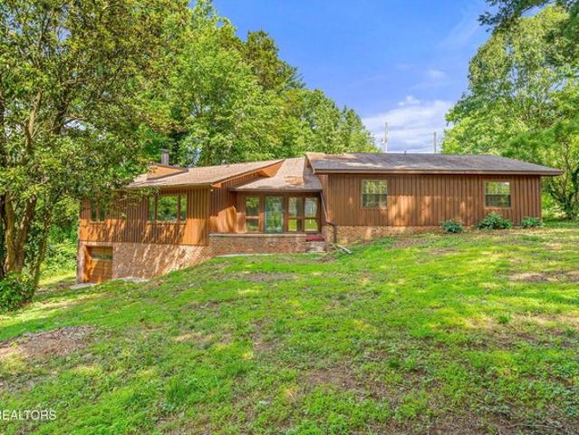 1905 Howard Dr, Knoxville, TN 37918