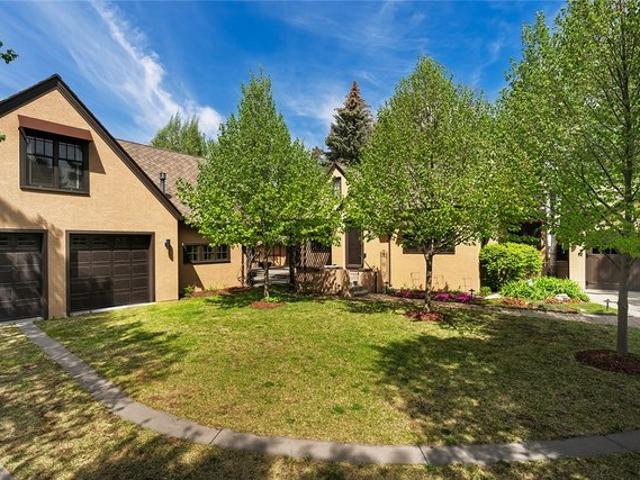 1905 Poly Dr, Billings, MT 59102