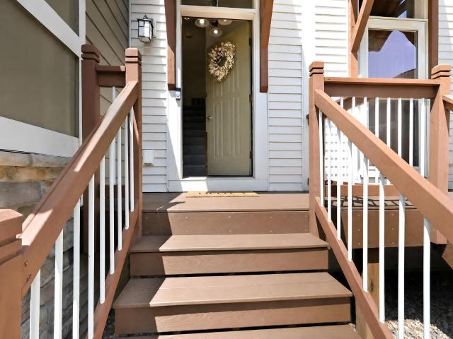 1905 Red Maple Lane