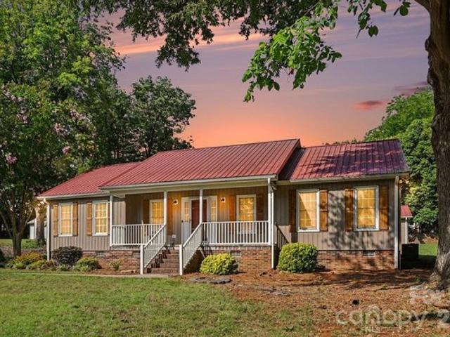 1905 Stokes Ferry Rd, Salisbury, NC 28146