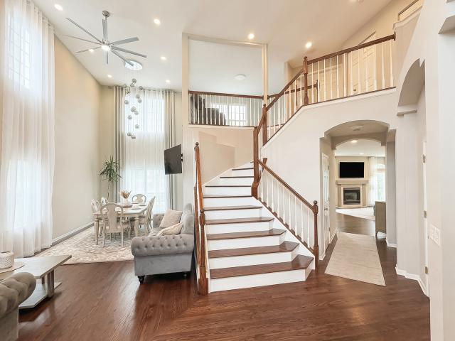 1905 S Osprey Lane