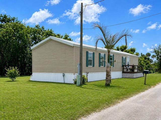 1905 SE 8th Ave, Okeechobee, FL 34974 | MLS #B26020 | Compass