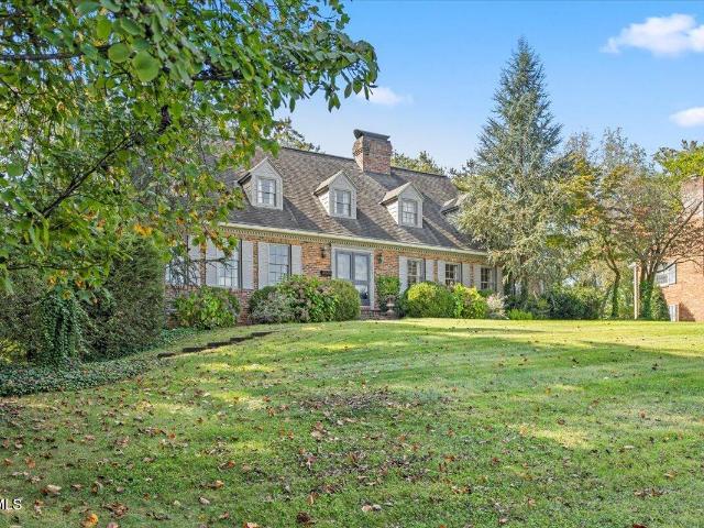 1905 Sherwood Drive
