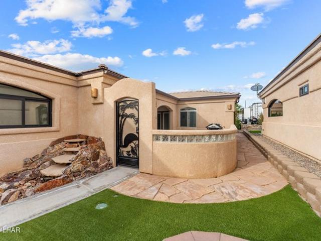 1905 Victoria Farms Rd, Lake Havasu City, AZ 86404