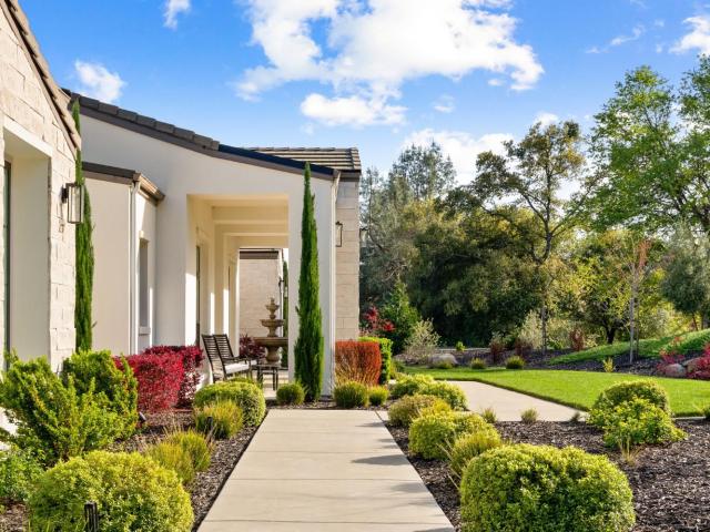 1905 Vista Cielo Dr, Newcastle, CA