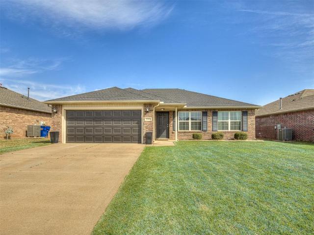 1905 W Autumn Way