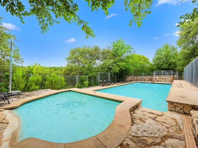 1905 Wood Acre Ln