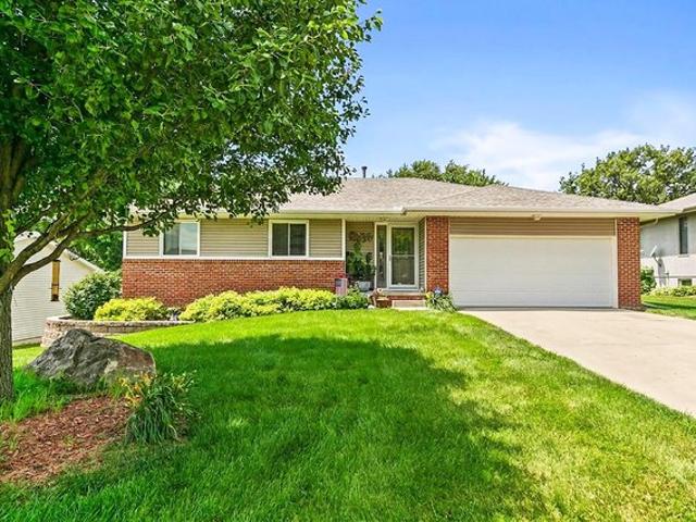 1905 Woodfield Dr, Red Oak, IA 51566