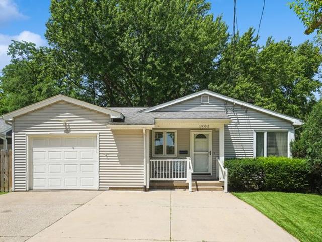 1905 4th Street A, East Moline, IL 61244