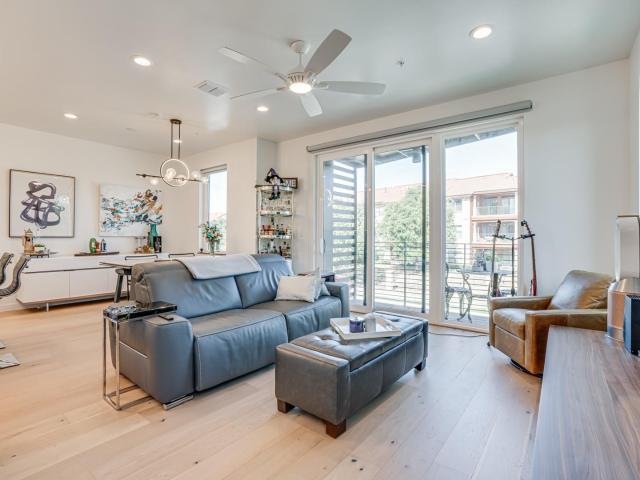 1905A Dutton Dr