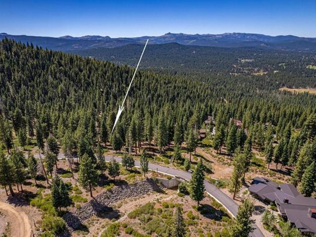19060 Glades Pl, Truckee, CA 96161