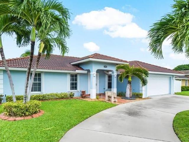1906 N A St Lake, Worth Beach, FL 33460 | MLS #R11160