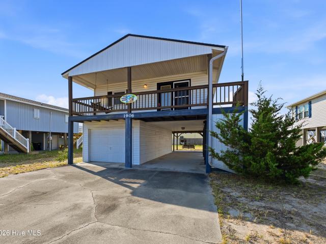 1906 N New River Drive