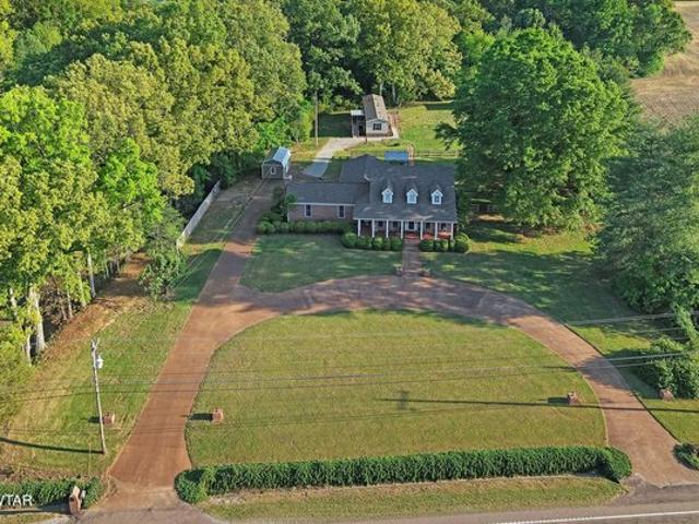 1906 Airways Blvd, Jackson, TN 38301