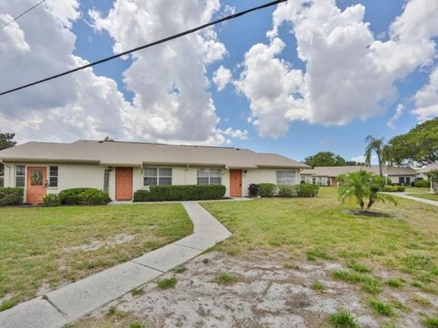 1906 Canterbury Ln #4 Sun City Center, FL 33573