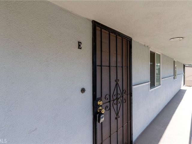 1906 Carnegie Lane E