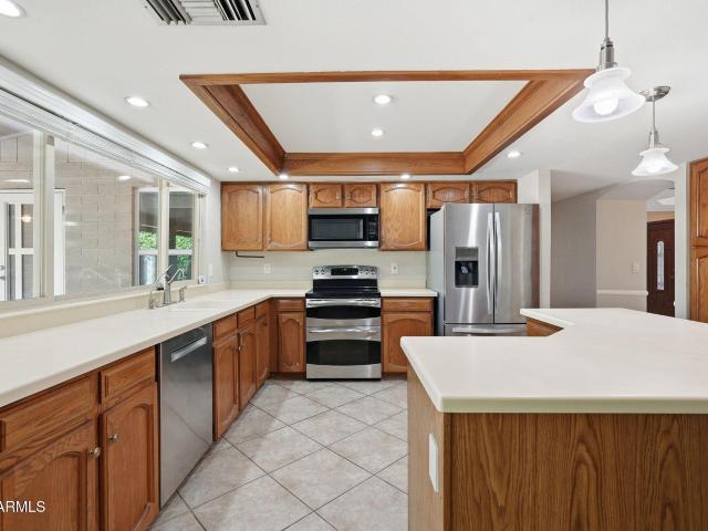 1906 E Caroline Ln, Tempe, AZ 85284 | MLS #6990 | Compass