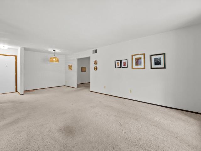 1906 E Shorewood Blvd, Unit 259