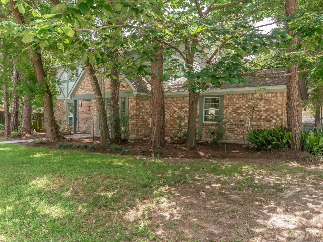 1906 Foxtail Place