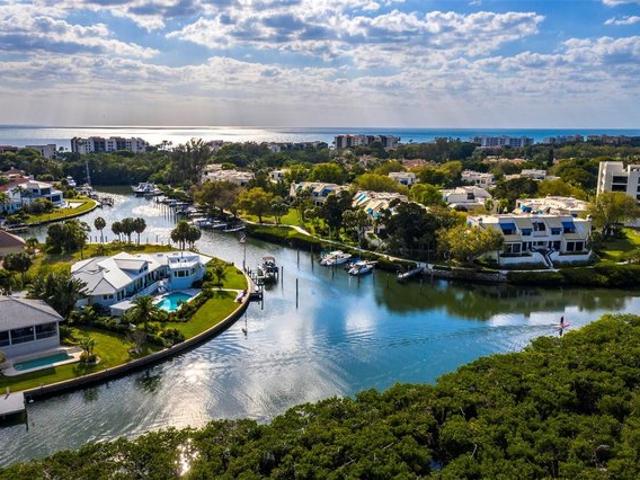 1906 Harbourside Dr Unit 304, Longboat Key, FL 34228