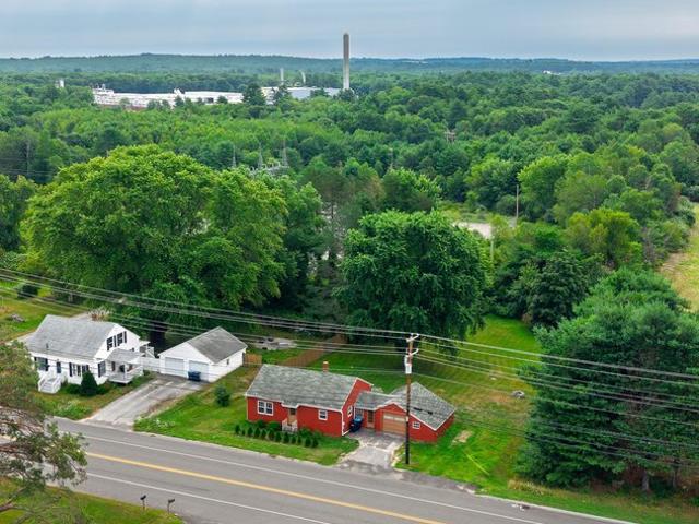 1906 Hotel Rd, Auburn, ME 04210