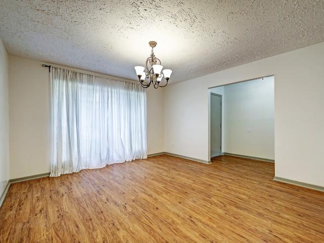 1906 Iron Ridge, Sugar Land, TX 77478 | MLS #29803 | Compass