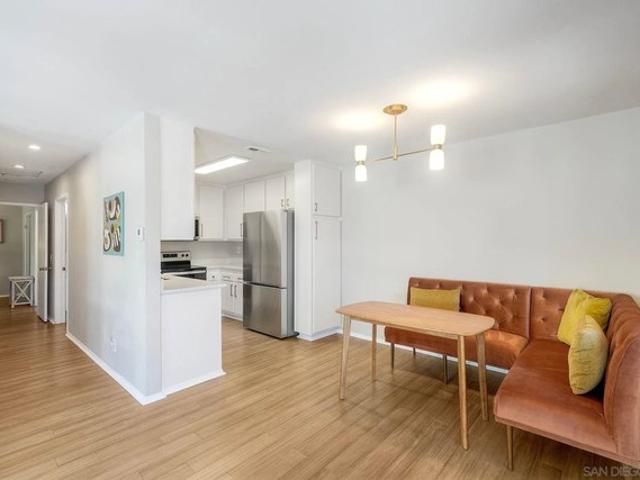 1906 Park Dale Ln, Encinitas, CA 92024