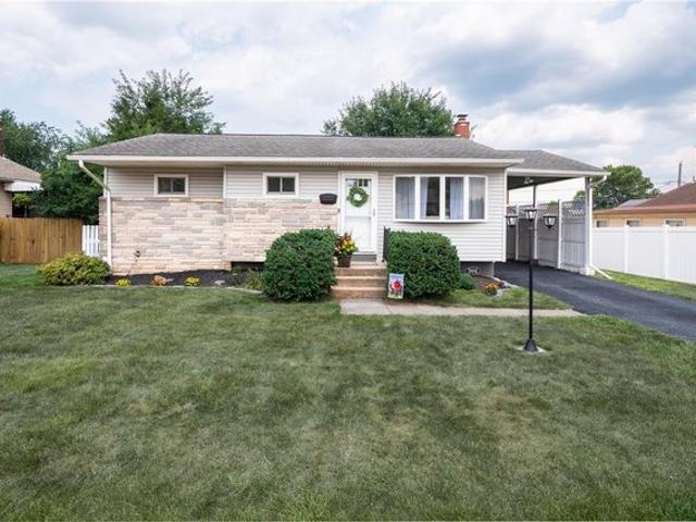 1906 Robin Way, Bethlehem, PA 18018