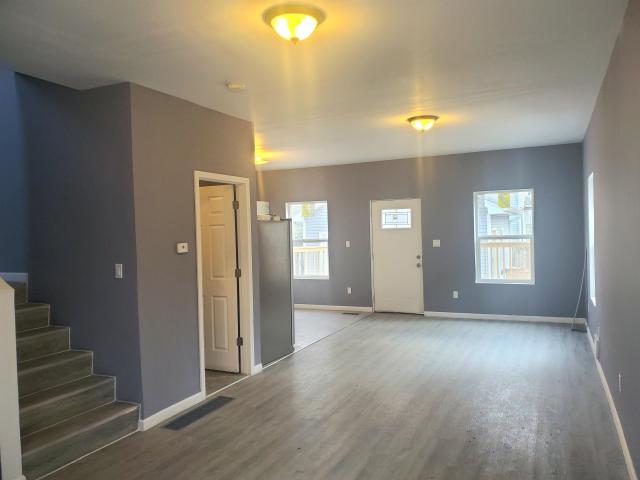 1906 S 4th Street