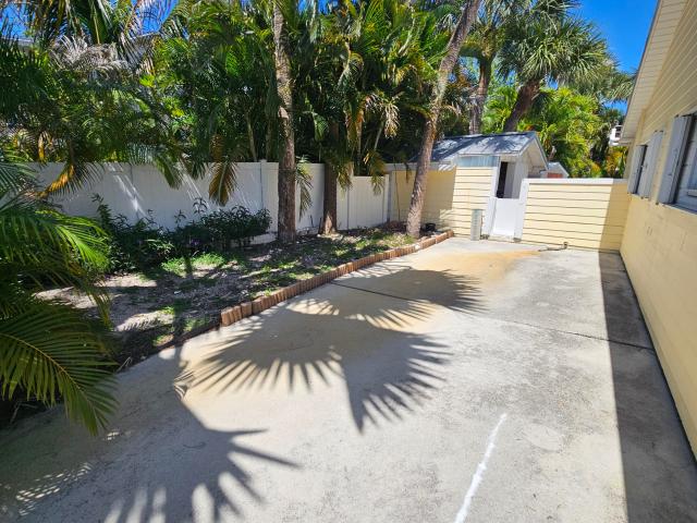 1906 S Ocean Dr, Fort Pierce, FL 34949 | MLS #B26001