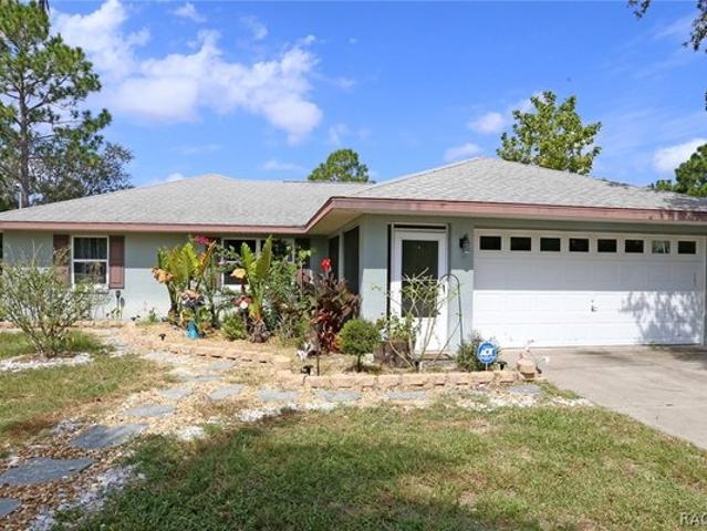 1906 S Overview Dr, Lecanto, FL 34461