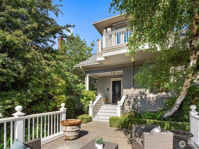 1906 10th Ave E, Seattle, WA 98102
