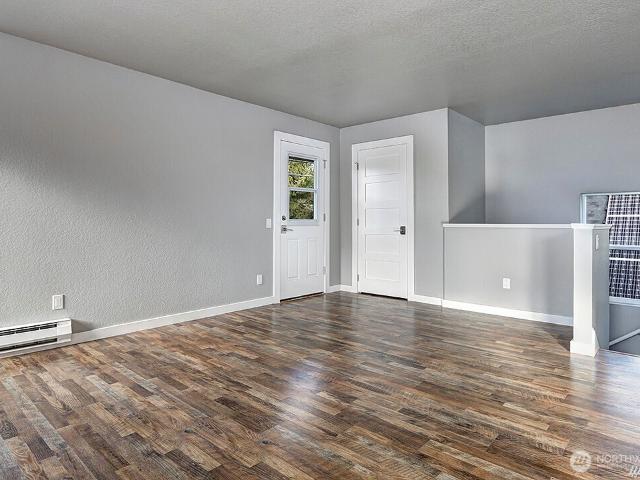 1906 3rd Avenue W # 2