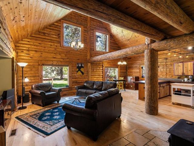 19078 Choctaw Rd, Bend, OR 97702