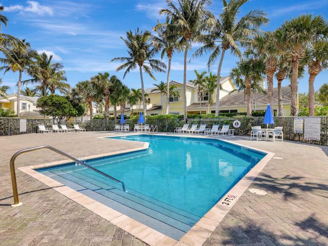 1907 Mariner Bay Blvd, Fort Pierce, FL 34949 | MLS #R10976