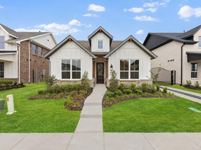 1907 Mitchell Dr, Van Alstyne, TX 75495