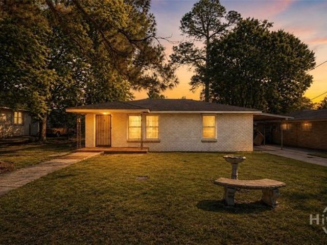 1907 Mitchell St, Savannah, GA 31405
