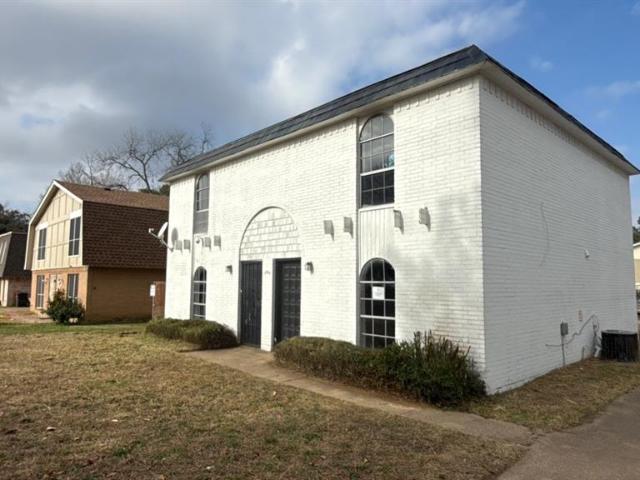 1907 Nolen Court