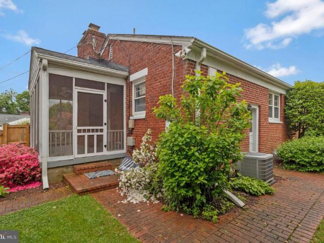 1907 Alberti Drive