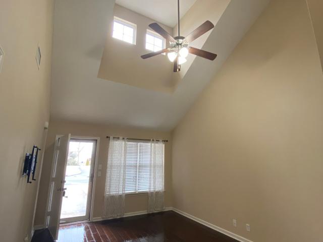 1907 Calydon Ct