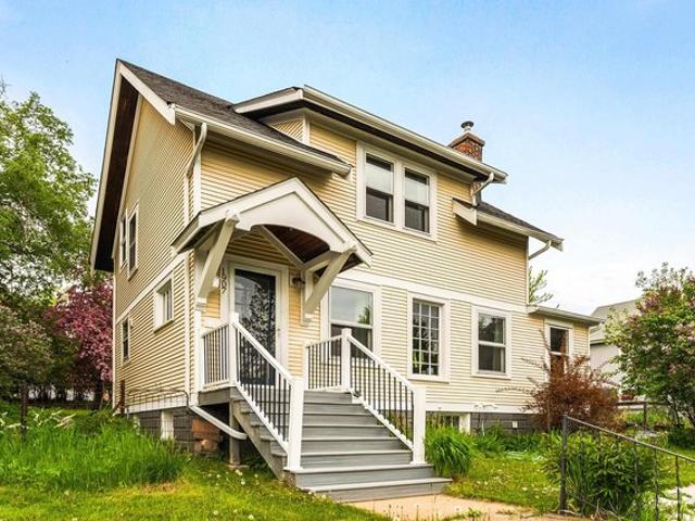 1907 E 5th St, Duluth, MN 55812