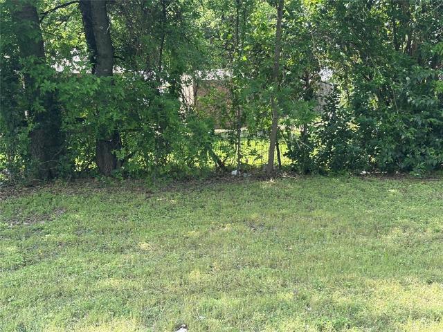 1907 E Overton Rd, Dallas, TX 75216 | MLS #21223 | Compass