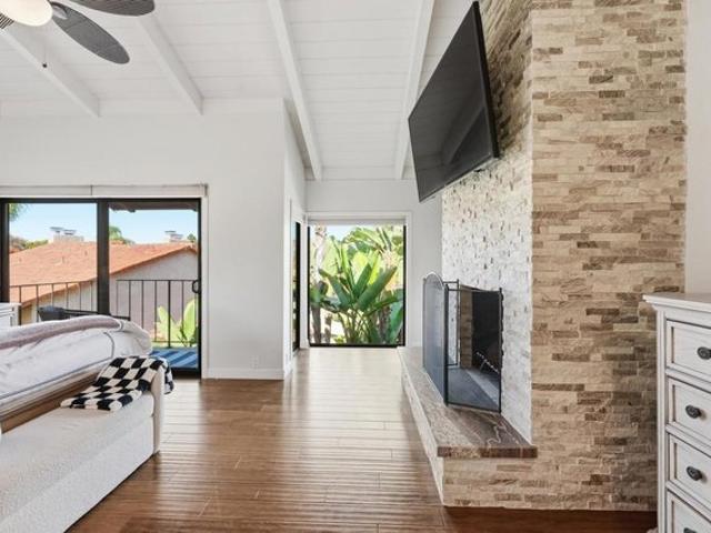1907 Estrella De Mar Ct Unit A, Carlsbad, CA 92009
