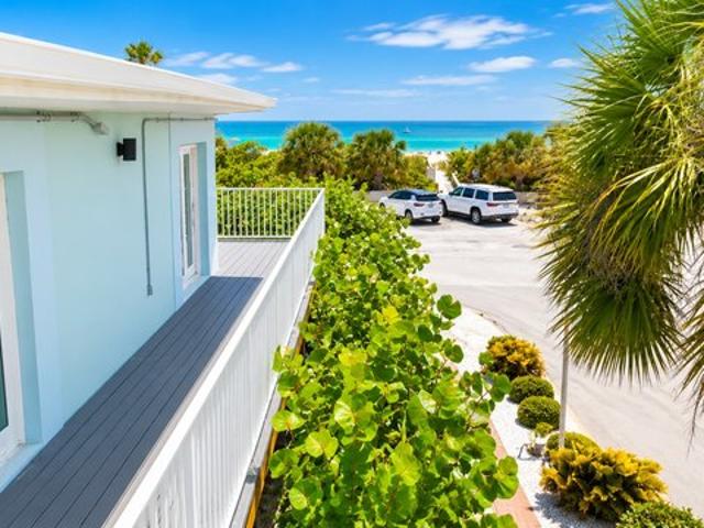 1907 Gulf Way Apt 3, Saint Pete Beach, FL 33706