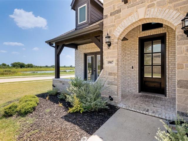 1907 Huron Drive