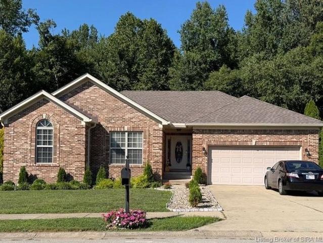 1907 Sterling Oaks Dr, Sellersburg, IN 47172