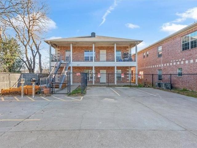 1907 S 17th St, Waco, TX 76706
