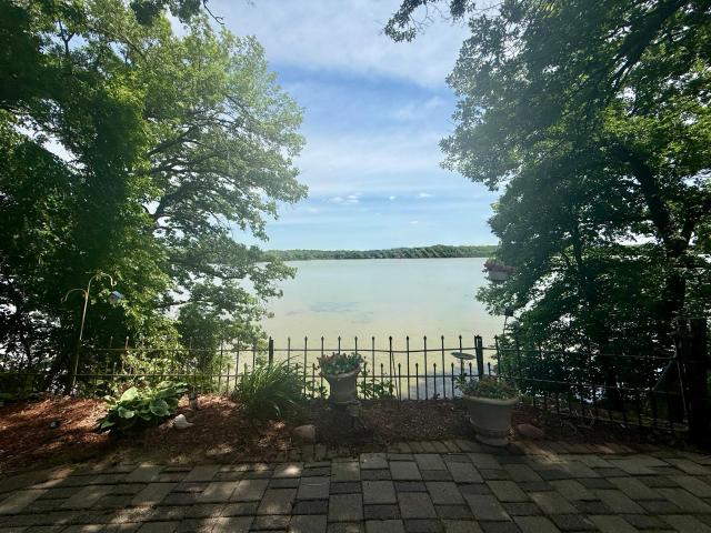 1907 S Shore Drive