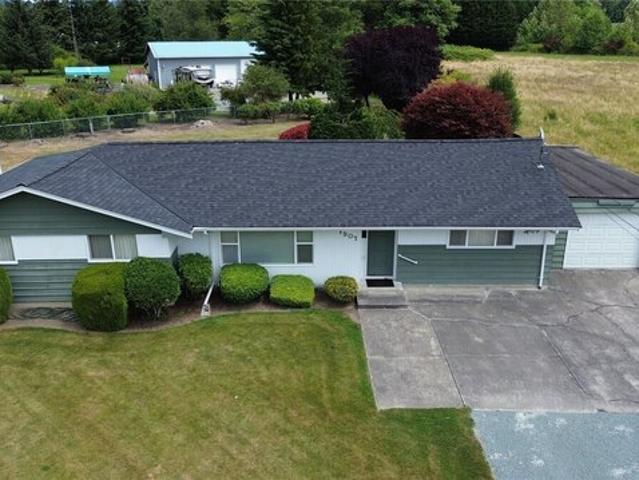 1907 Sparrs Ln, Burlington, WA 98233